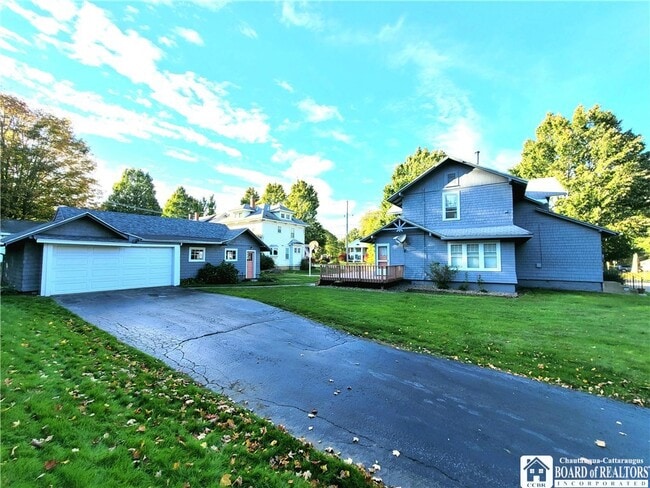 457 Fairmount Ave Unit 1 Lower - Jamestown, NY | ForRent.com