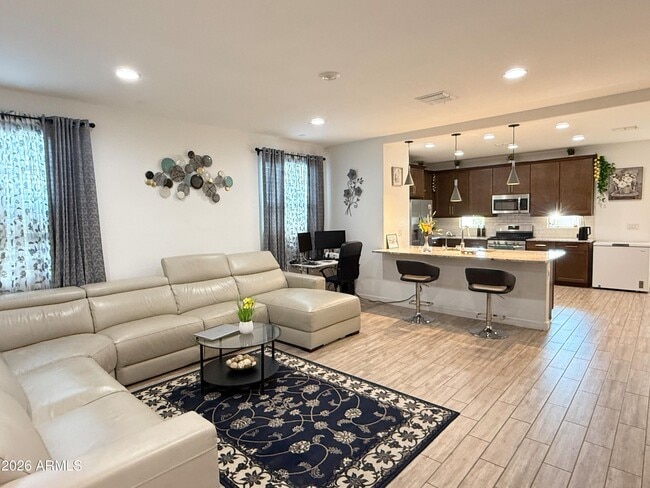 127 E Gemini Pl Off-Campus Housing, Chandler, AZ