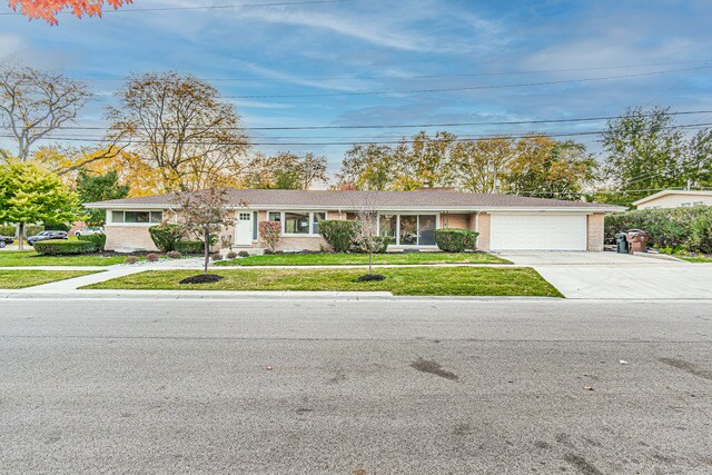 9300 N Kenneth Ave - House for Rent in Skokie, IL | ForRent.com