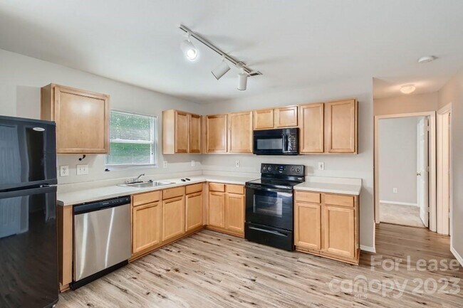 8213 Ainsworth St - House for Rent in Charlotte, NC | ForRent.com