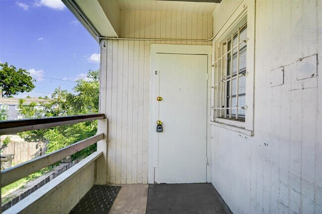 1419 Wheeler Ave Apartment Unit C - Houston, TX | ForRent.com