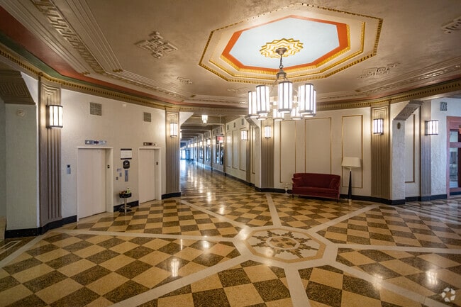 Deco at CNB Apartments - Richmond, VA | ForRent.com