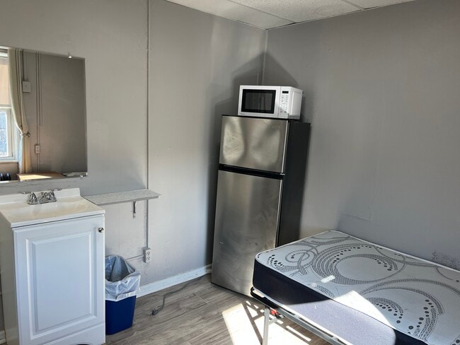 The Chelsea House, Rooming House Apartments - Somerville, NJ | ForRent.com