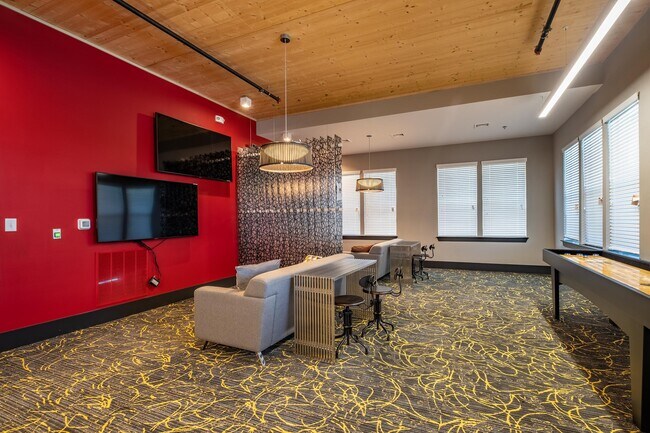 Foxridge Apartment Homes | Virginia Tech | Off-Campus Housing Search