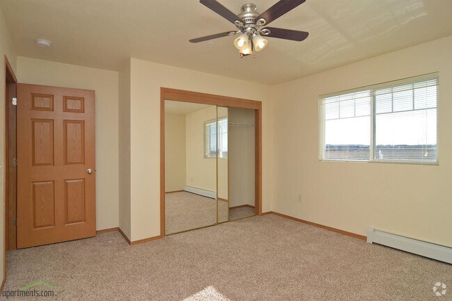 Evergreen Estates Apartments - Appleton, WI | ForRent.com