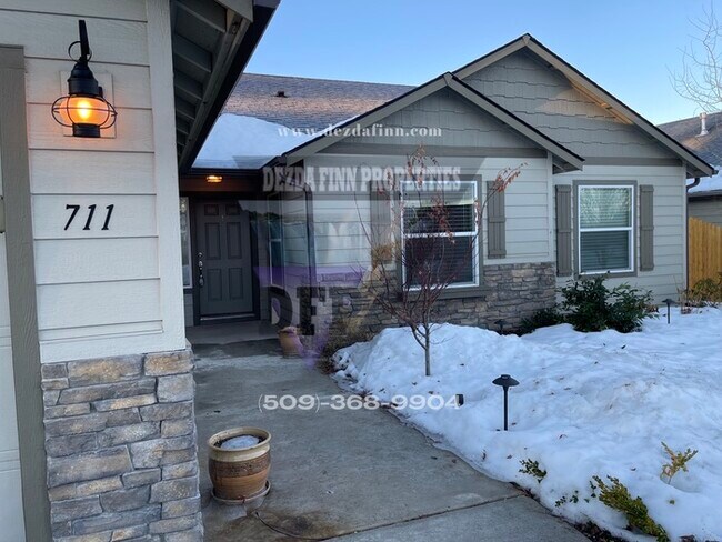 Beautiful Eagle Ridge One Level home avail... - House Rental in Spokane ...