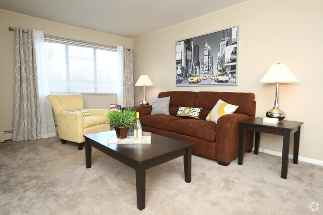 The Gables of Troy Apartments For Rent in Troy, MI | ForRent.com