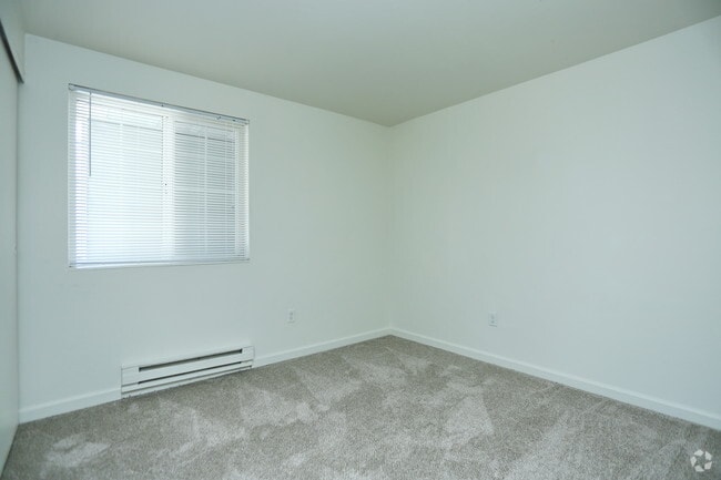 Maple Crossing Apartments - Maple Valley, WA | ForRent.com