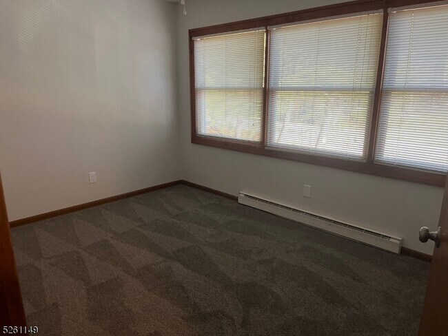 7 Clinton Rd Rental - House Rental in West Milford, NJ | ForRent.com