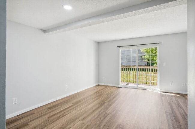 Walden Ridge Townhomes Off-Campus Housing, Iowa City, IA