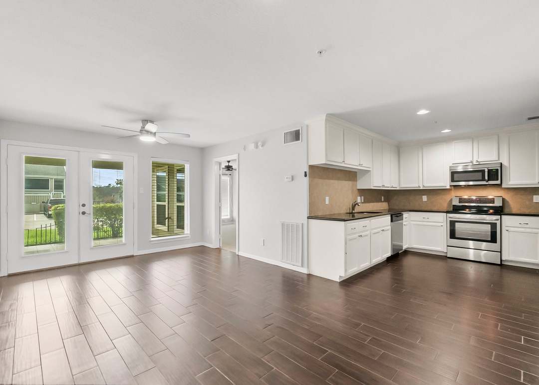 94 April Point Dr S Unit 94 APS Off-Campus Housing, Montgomery, TX