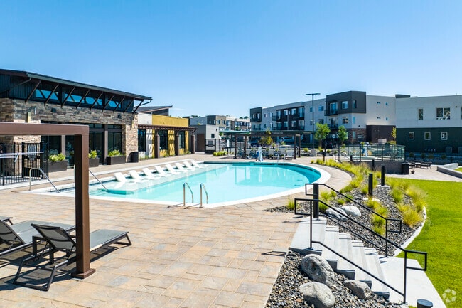 The Retreat Luxury Apartments & Townhomes - Reno, NV | ForRent.com