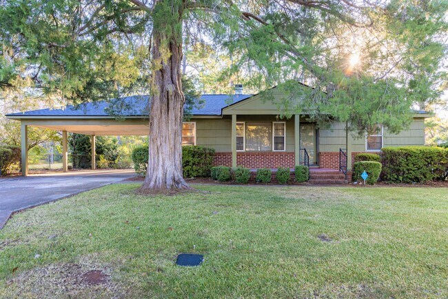 1902 Groveland Rd Rental For Rent in Albany, GA | ForRent.com