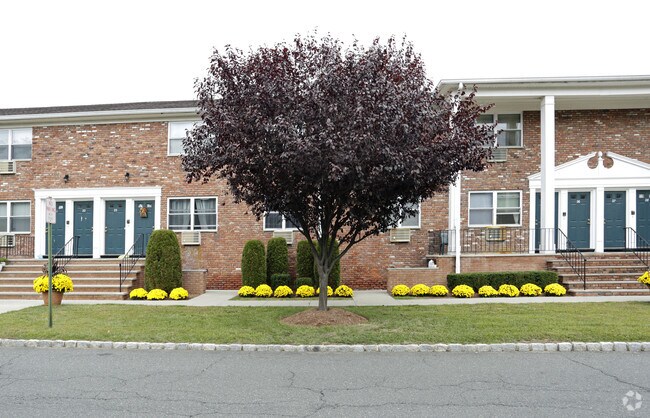 Beaver Brook Gardens Apartments For Rent in Lincoln Park, NJ | ForRent.com