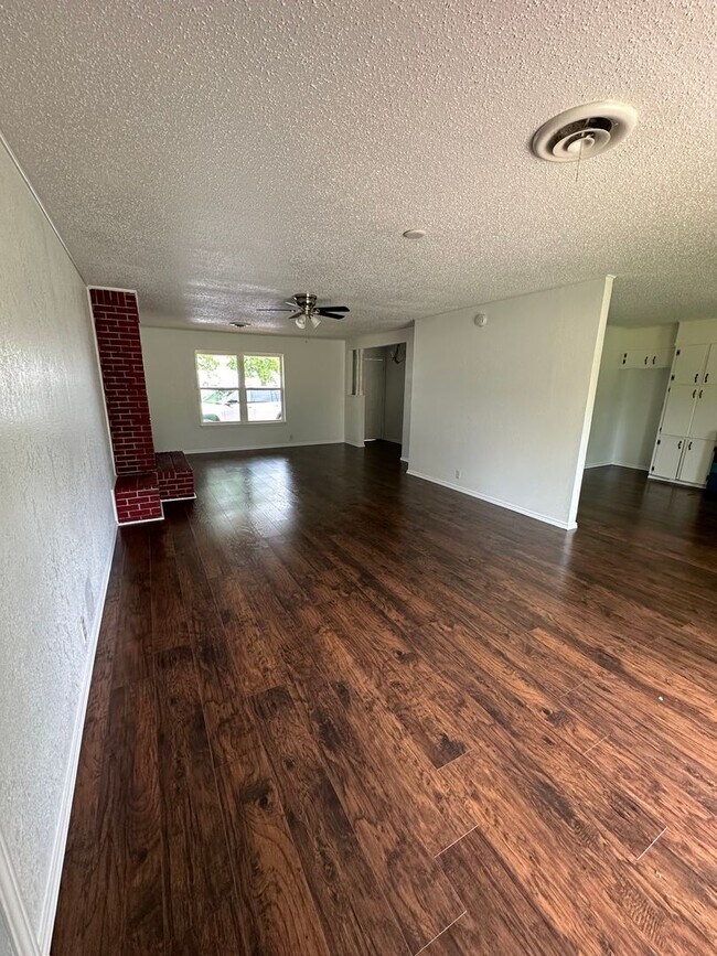 Home on heavily treed acre lot in Joshua ISD - House Rental in Joshua ...