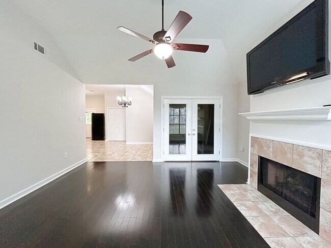 Charming 3-Bedroom Home in High Point Subd... - Casas en alquiler ...