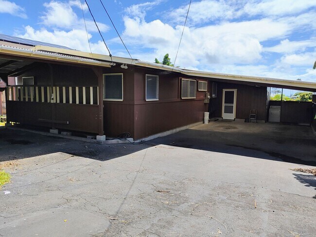 Rare 4BR/1.5BA in Hilo with Backyard Deck! - House Rental in Hilo, HI ...