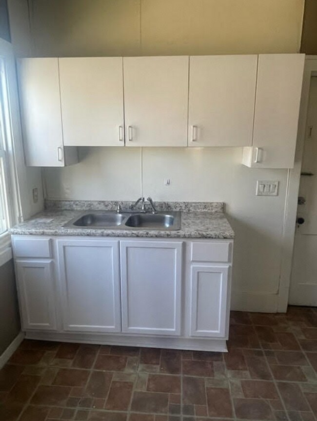 3545 W. 120th Street Apartment Unit UP - Cleveland, OH | ForRent.com