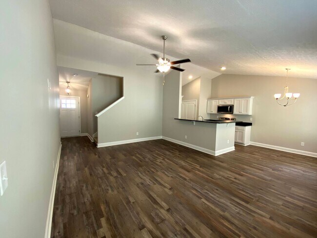Spacious & Modern Home for Rent - One Leve... - House Rental in ...