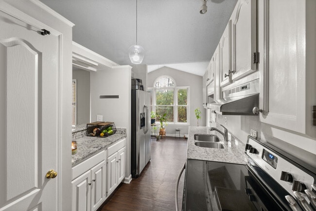 3521 Greywood Dr Off-Campus Housing, Raleigh, NC