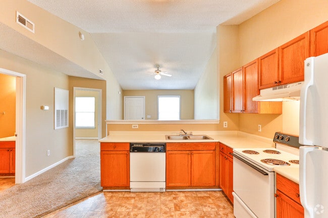 Summer Pointe Apartment Homes For Rent in Statesville, NC | ForRent.com