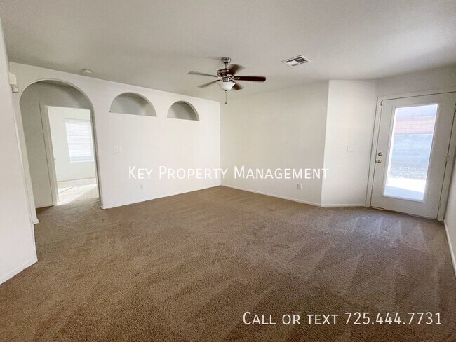 SINGLE STORY 3 BEDROOM, 2 BATH HOME LOCATE... - House Rental in Las ...