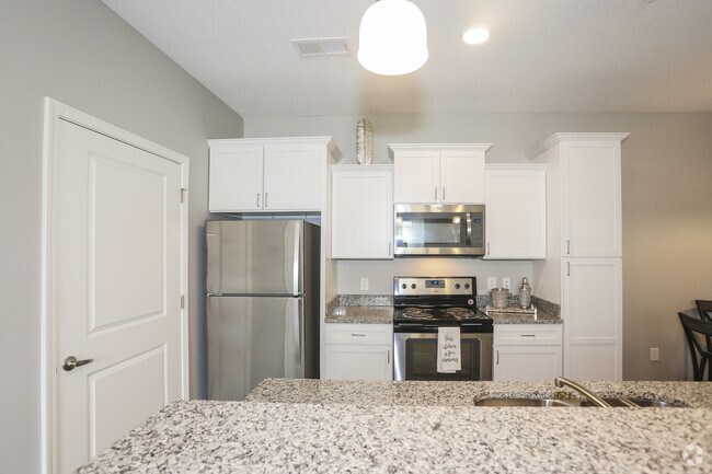 Summit Crossing Apartments - Kansas City, MO | ForRent.com