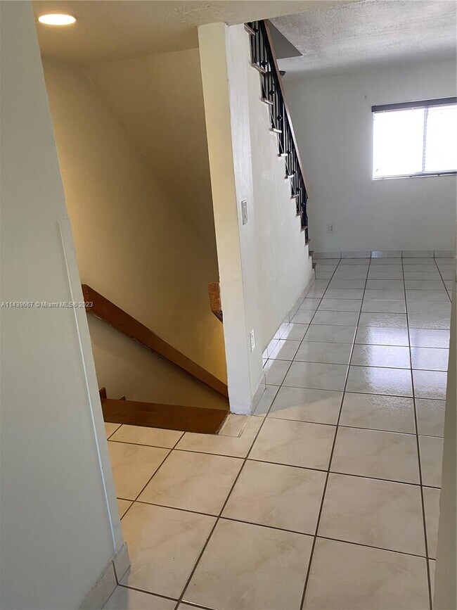 1100 SW 104th Ct Unit E-303 - Condo for Rent in Miami, FL | ForRent.com