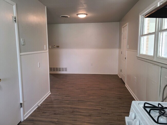 3 Bedroom 2 Bathroom house for rent in Abi... Rental - House Rental in ...