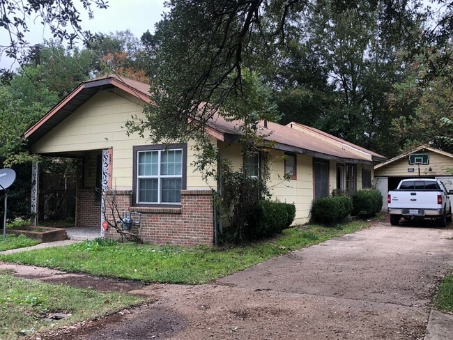 610 N 6th St Rental For Rent In West Monroe La