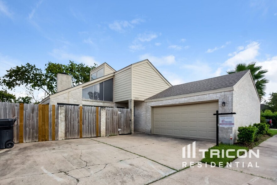 11027 Bellbrook Dr - House for Rent in Houston, TX | ForRent.com