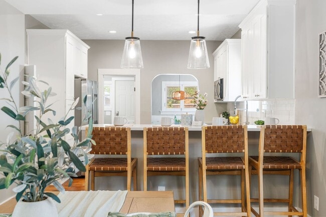 Charming Home in Spokane’s Heart – Unfurnished Off-Campus Housing ...