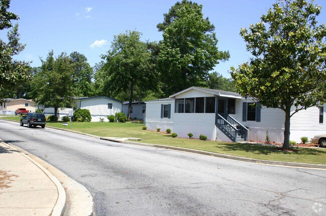 Hunter Ridge Apartments - Jonesboro, GA | ForRent.com