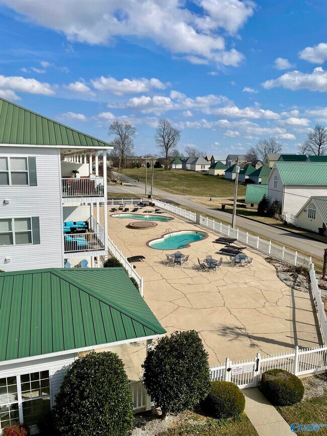 5799 Bay Village Dr Condo Unit 3001 - Condo for Rent in Athens, AL ...