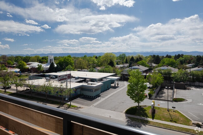 Regis University | Off-Campus Housing Search