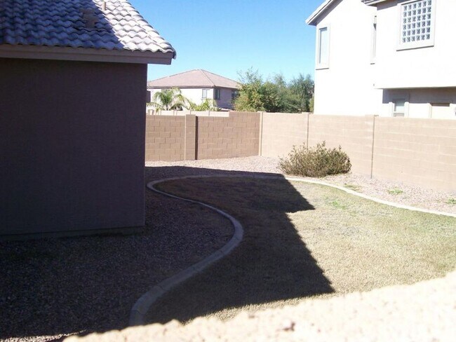 Updated 4 bedroom, 2 bath in The Villages ... - House Rental in Queen ...