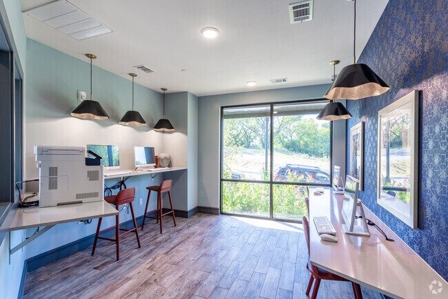Mistletoe Station Apartments - Fort Worth, TX | ForRent.com