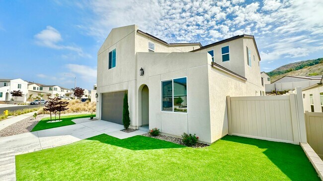 35111 Bergamot Cv - House for Rent in Fallbrook, CA | ForRent.com