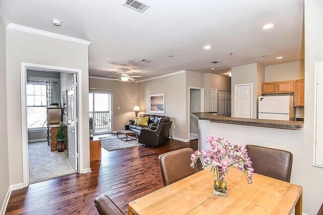 5126 Brittney Elyse Cir Unit M - Condo for Rent in Centreville, VA ...