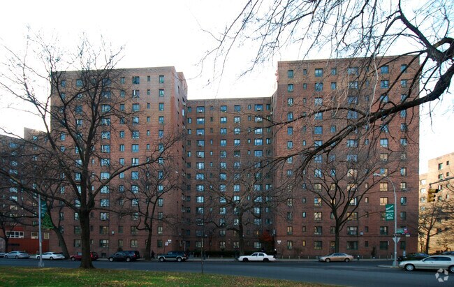 Parkchester Apartments For Rent in Bronx, NY | ForRent.com