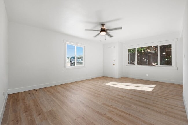 Ronald Dr. Huntington Beach Unit 7893 Ronald Dr. Off-Campus Housing ...