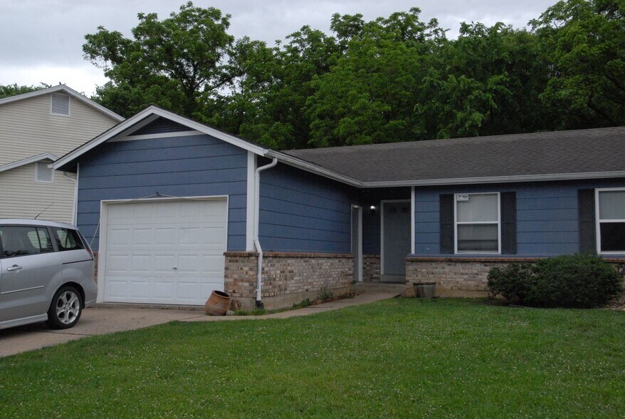 435 Omar Ct - House for Rent in St. Peters, MO | ForRent.com