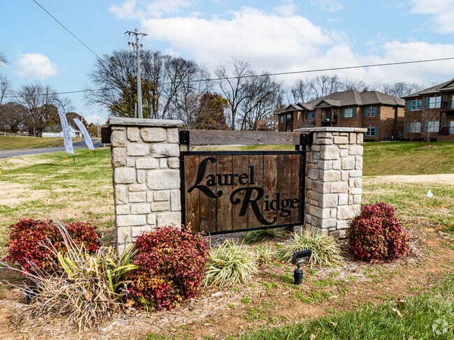 Laurel Ridge Apartments For Rent in Bowling Green, KY | ForRent.com