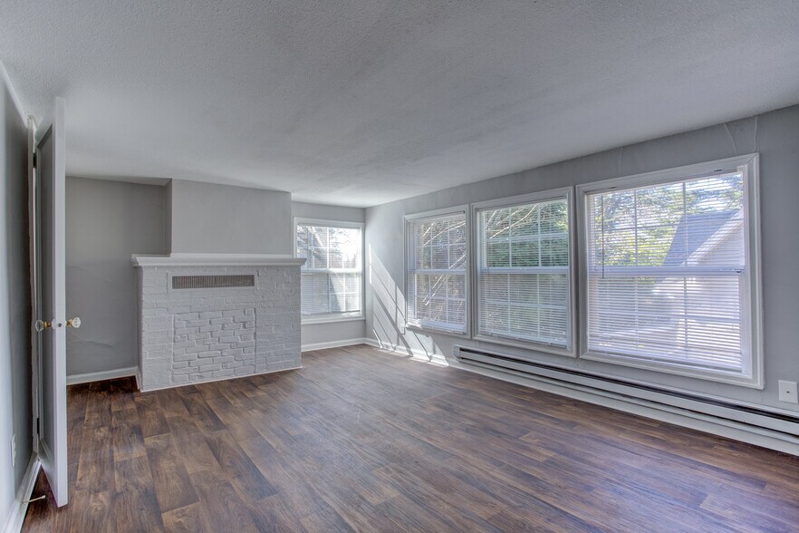 Custer Street 1x1 unit! Cozy and Quiet neighbor | Portland, OR ...
