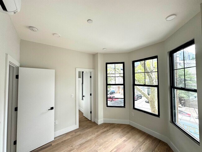 46 Van Reipen Ave Condominio Unidad 3F - Jersey City, NJ | ForRent.com