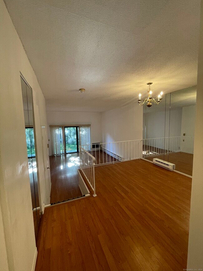 11 King Arthur Dr Unit 4F - Condo for Rent in East Lyme, CT | ForRent.com