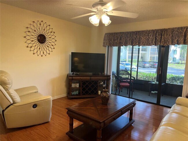 2655 Pine Ridge Way N Condo Unit B1 - Condo for Rent in Palm Harbor, FL ...