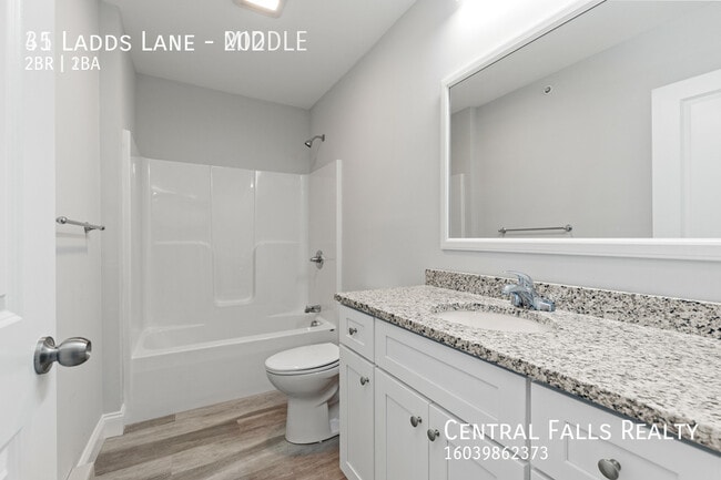 35 Ladds Ln Unit 202 Off-Campus Housing, Epping, NH