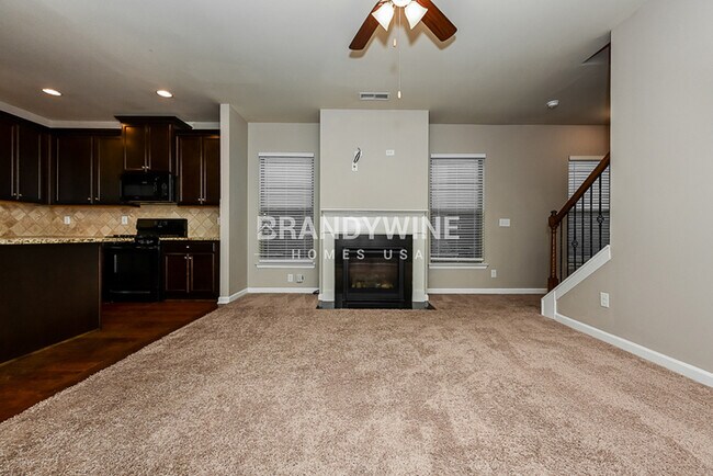 COMING SOON ....One half month FREE RENT!!... House - House Rental in ...