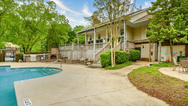 Cardinal Apartments - Greensboro, NC | ForRent.com